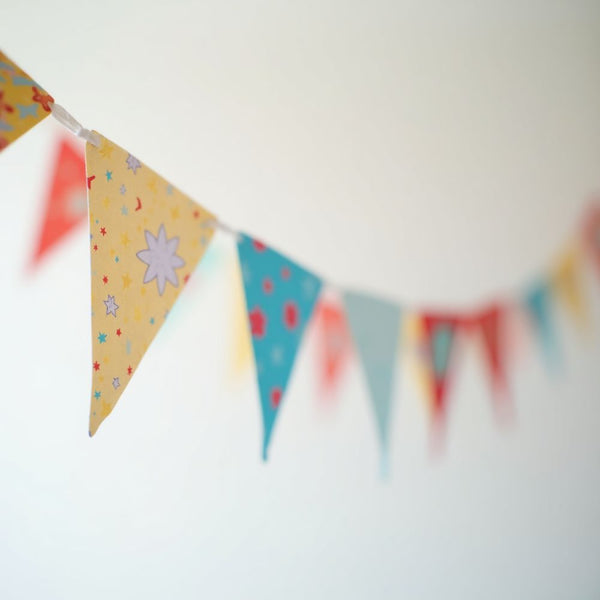Bunting (triangle) – SevenGifts